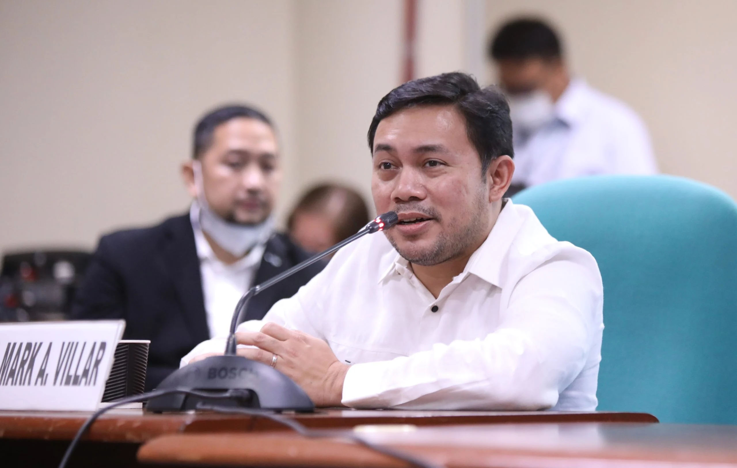 Panukala na mag-uutos sa paglalagay ng mga timer sa trapiko inihain ni Sen. Villar